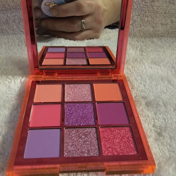HUDA BEAUTY | Makeup | Huda Neon Pink Pallet | Poshmark